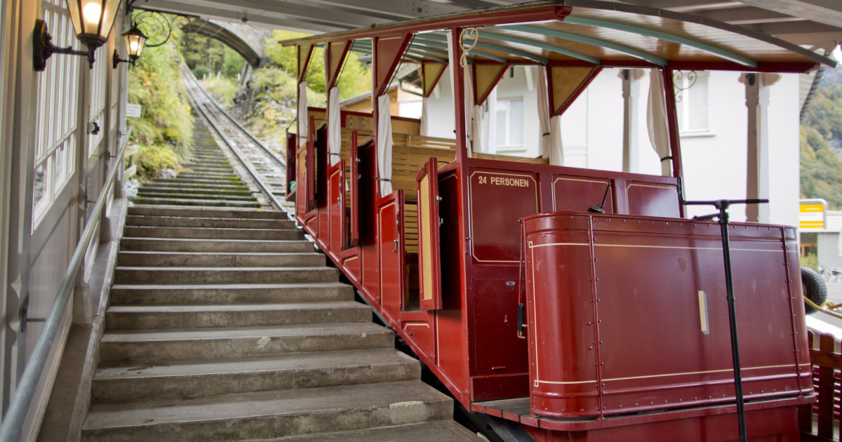 Für Naturliebhaber und Sherlock-Holmes-Fans / Berner Oberland Pass