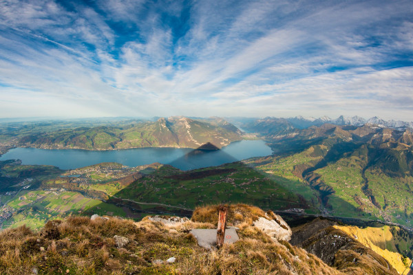 Gratisfahrt auf die Niesen-Pyramide / Berner Oberland Pass